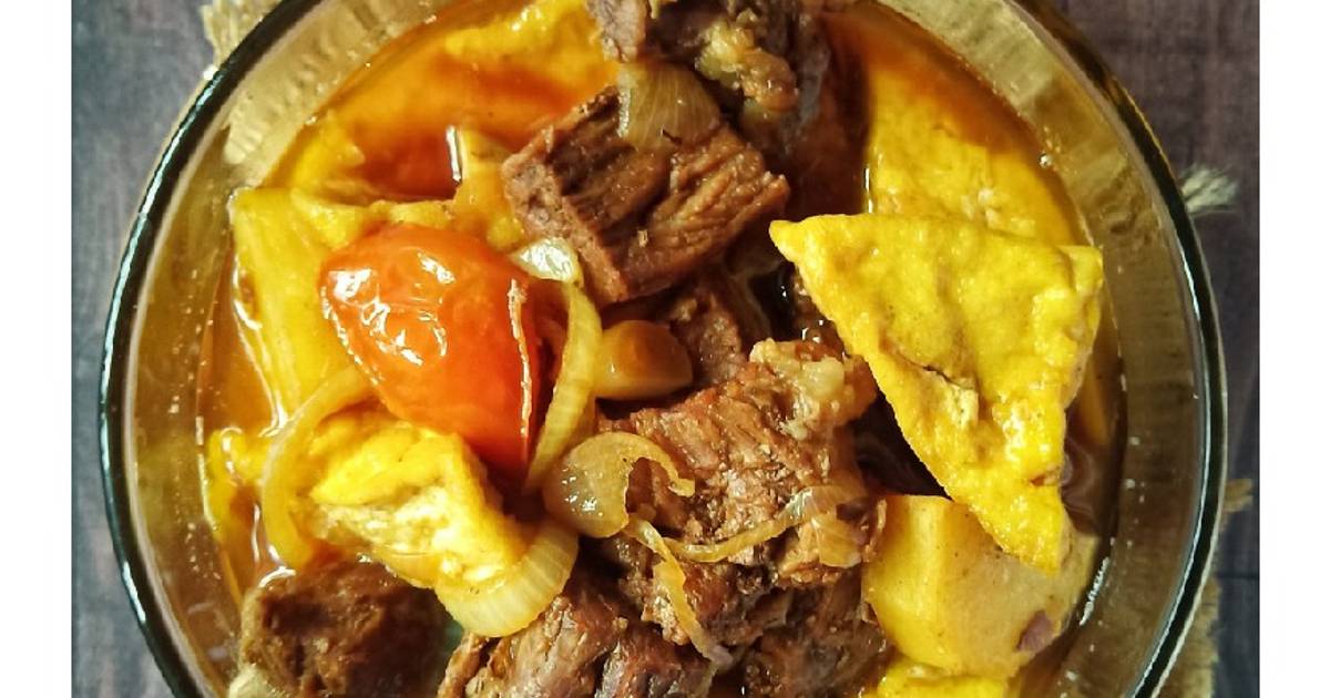 Resep Semur daging kentang tahu oleh Desi Mahiyanti - Cookpad