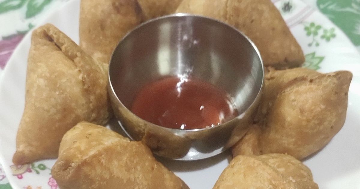 Samosa Recipe by Simi Ahuja - Cookpad