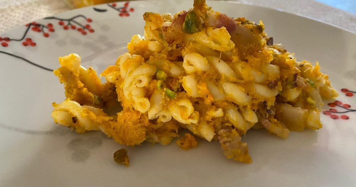 Ricetta Gemelli In Crema Di Zucca, Guanciale Croccante E Pistacchi di ...