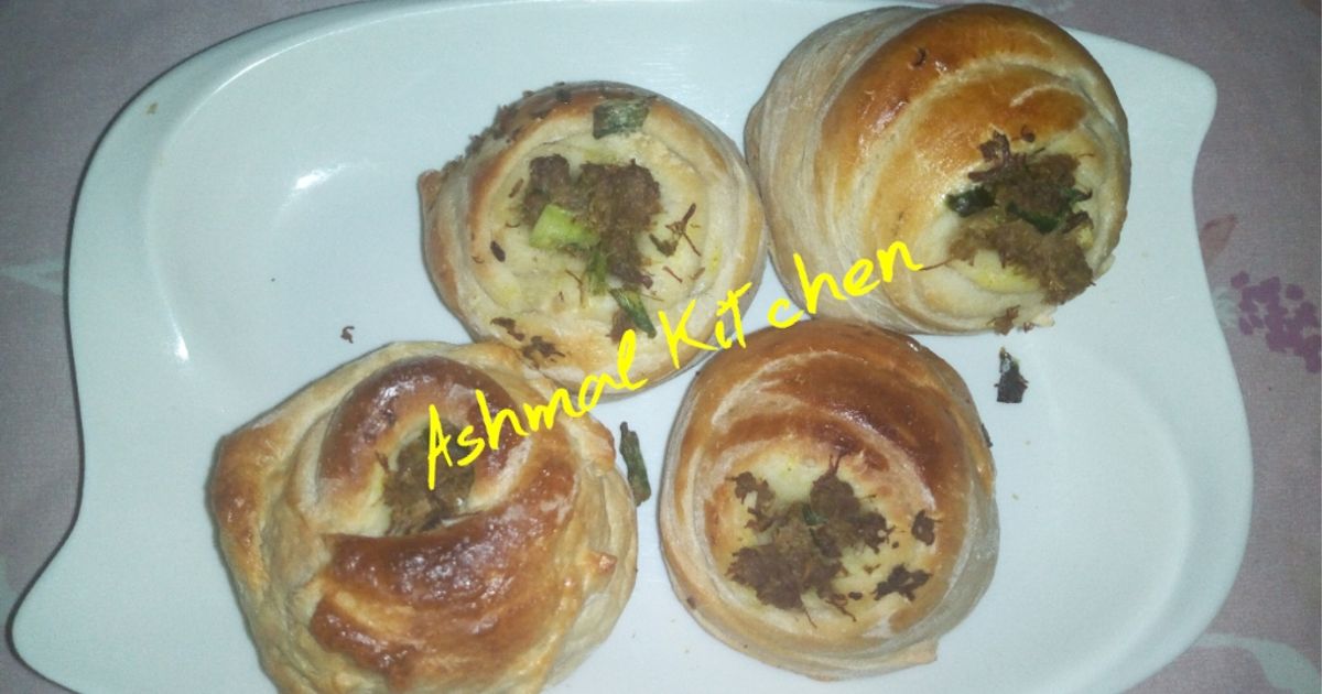 Rose Bread Recipe by Ashmal kitchen - Cookpad