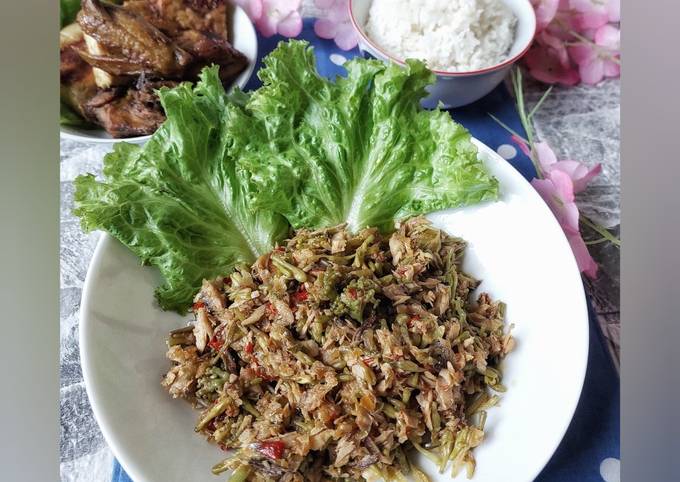 Resep Oseng Bunga Pepaya oleh Julie Kustianingsih - Cookpad