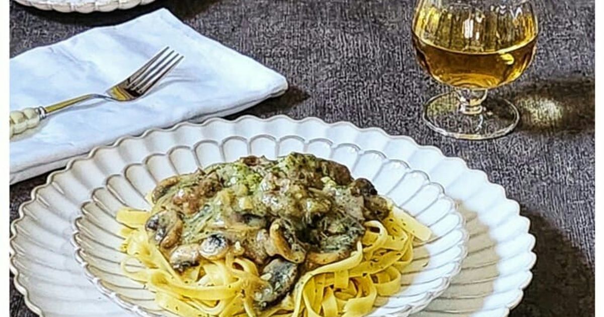 Resep Russian Beef Stroganoff With Fettuccine Pasta oleh Rossy Anna ...