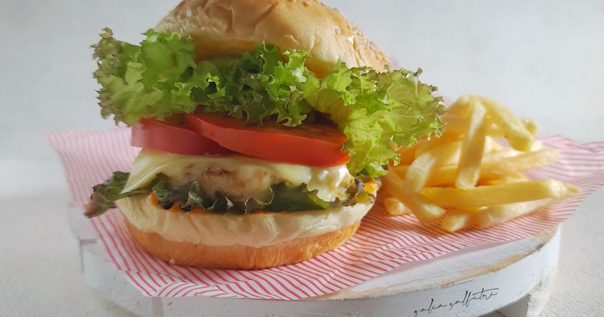 Resep Chicken Burger Double Cheese oleh Galia salfitri - Cookpad