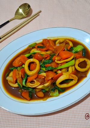 Resep Capcay Sayuran Dan Cumi oleh Tituk SK - Cookpad
