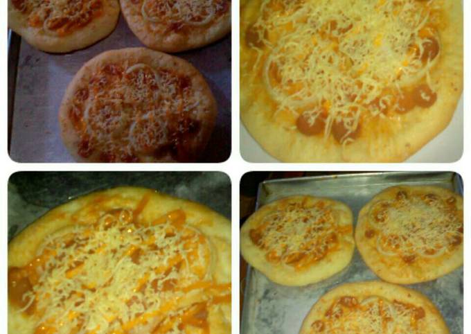 Resep Pizza sederhana oleh mawrisha rizky rahayu - Cookpad