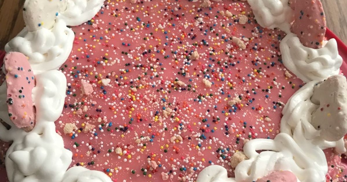Frosted Animal Cracker Cheesecake Recipe By Paigeluanne