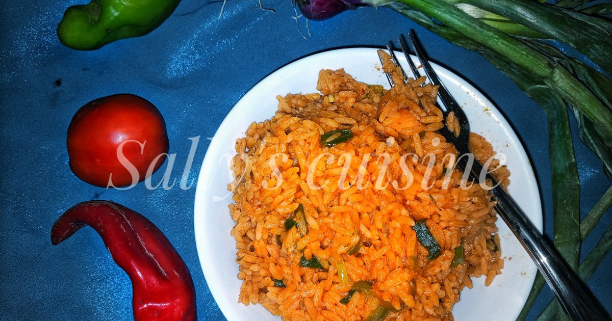 Nigerian Party Jollof Rice Recipe by Sally's Cuisine - Cookpad