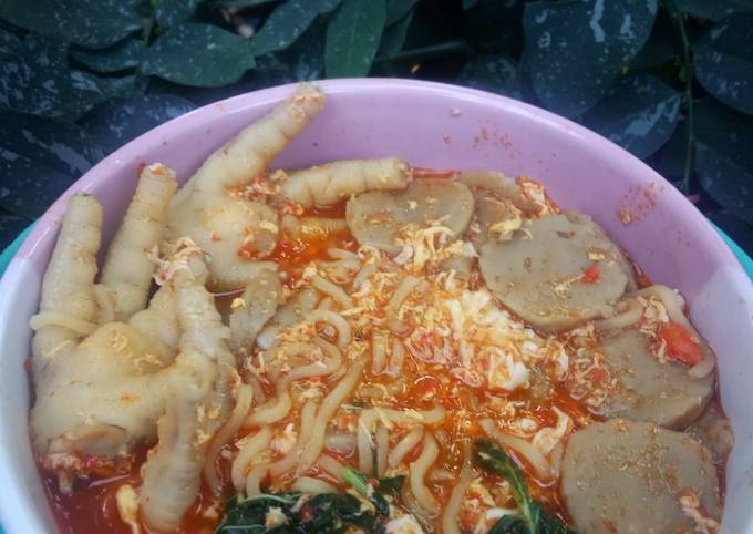 Resep Seblak Mie Instant oleh Sella // Pluviophileee - Cookpad
