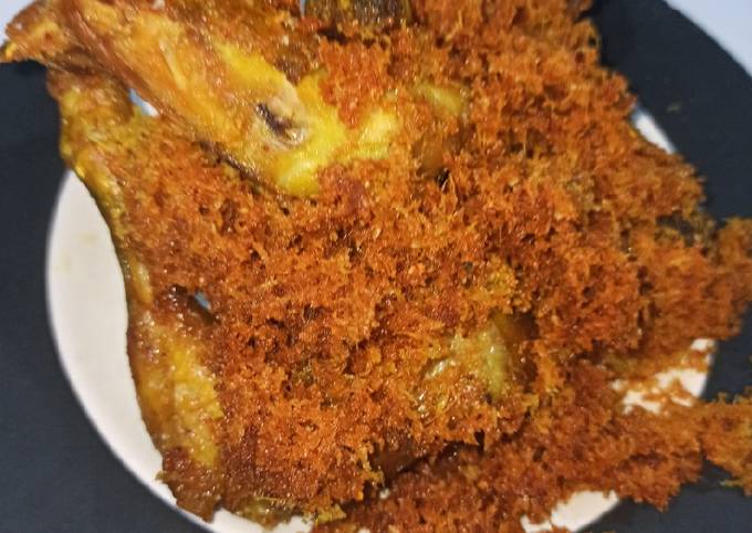 Resep Ayam Serundeng oleh Indri Yuliafitri - Cookpad