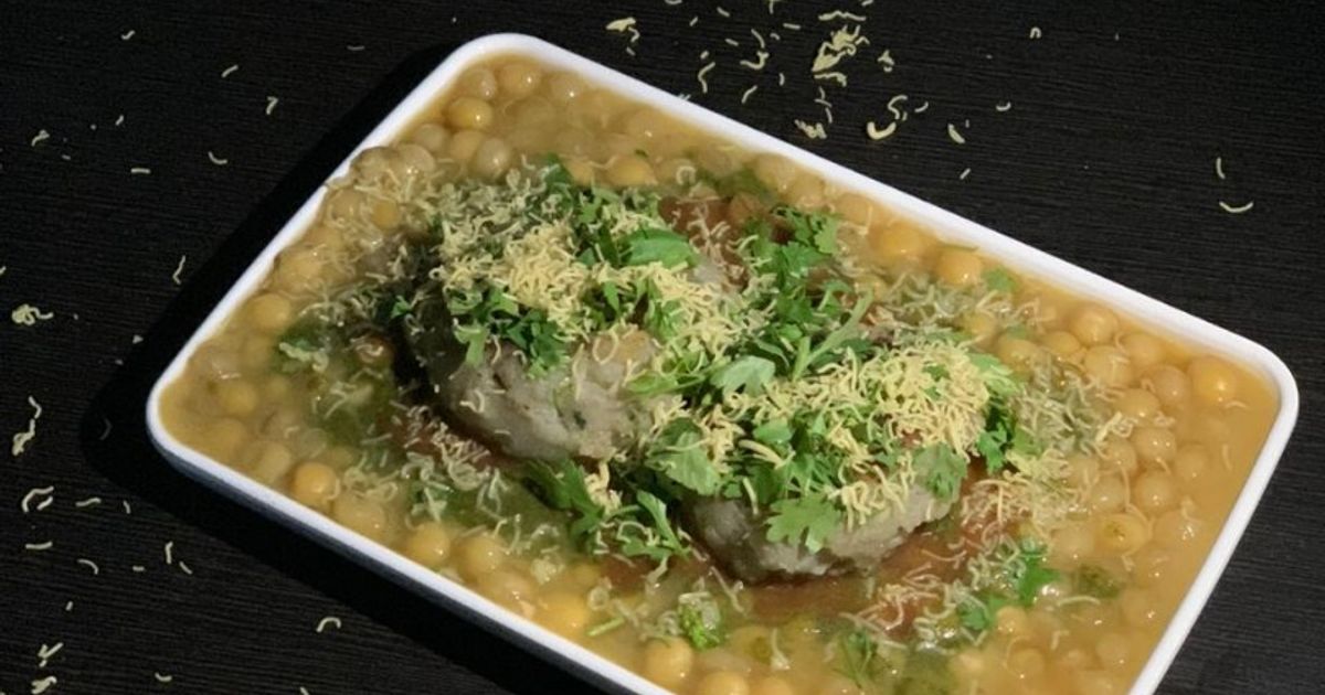 Ragda Patties Recipe by Deepika Patil Parekh - Cookpad