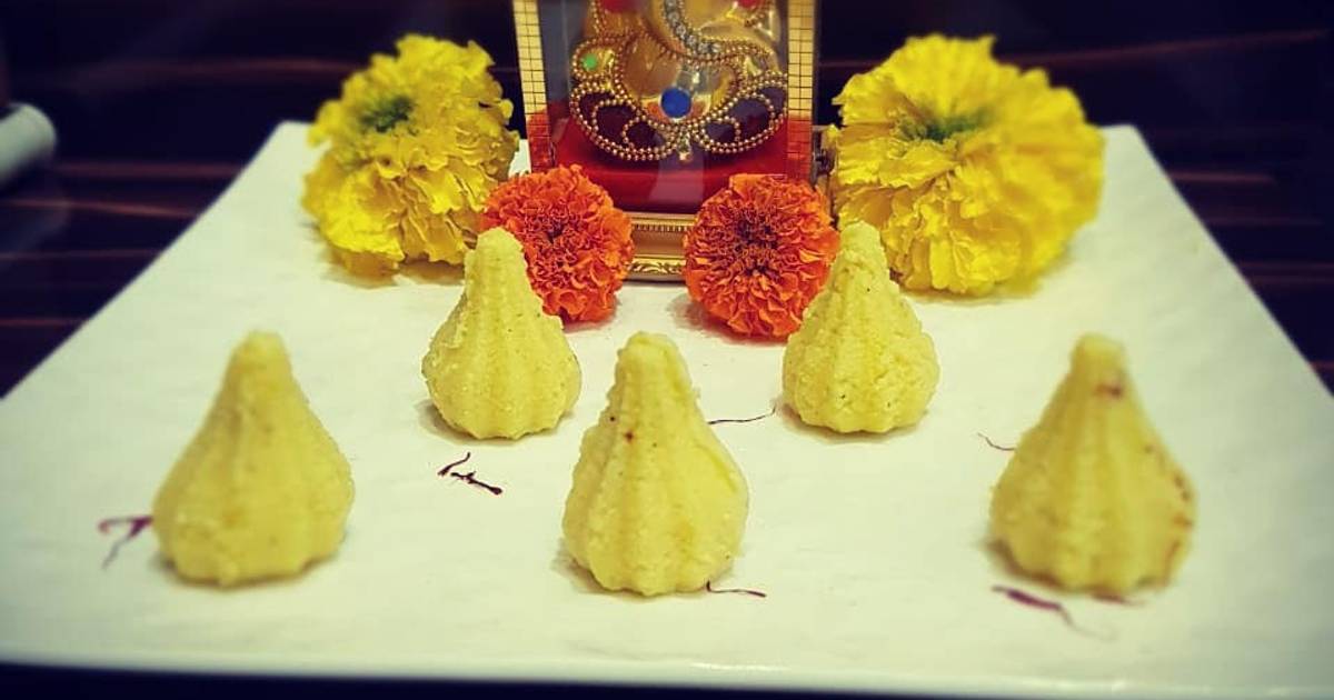 Kesar Mawa Modak Recipe by Janvi Pankaj Changlani - Cookpad