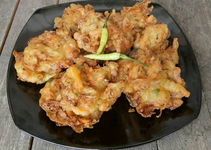 Resep Bakwan Goreng Crispy oleh Linna - Cookpad