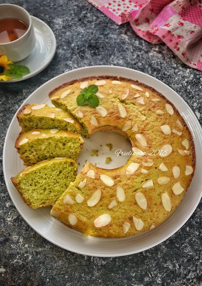 Resep Kue bluder pandan, 2 telur, ga ribet oleh Frielingga Sit - Cookpad