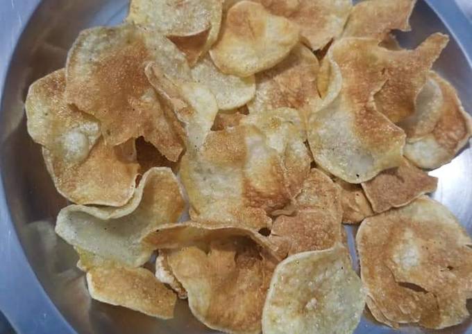 Homemade Aloo chips Recipe by Parag Jain - Cookpad