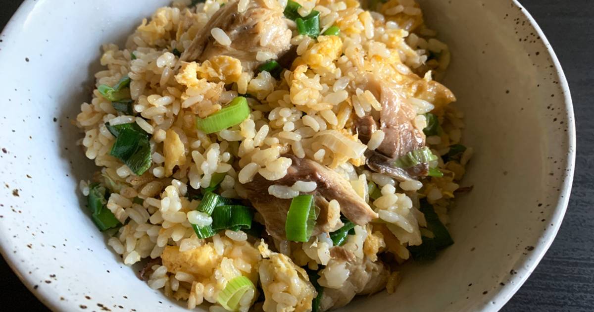 Mackerel Fried Rice Recipe by Hiroko Liston - Cookpad