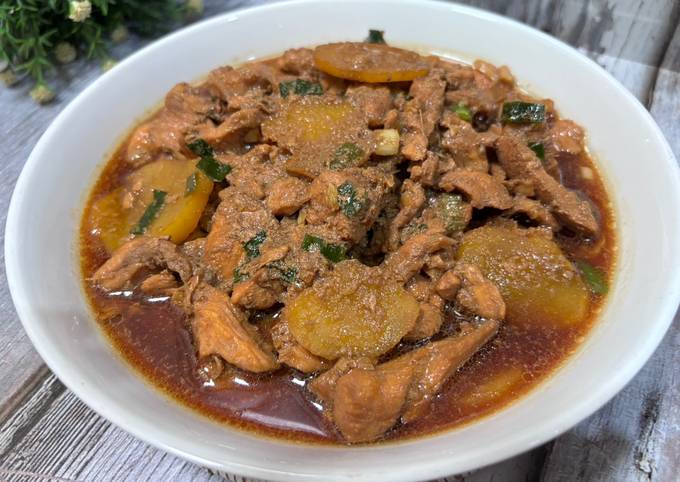 Resep Ayam kentang kecap oleh shashamie kitchen - Cookpad