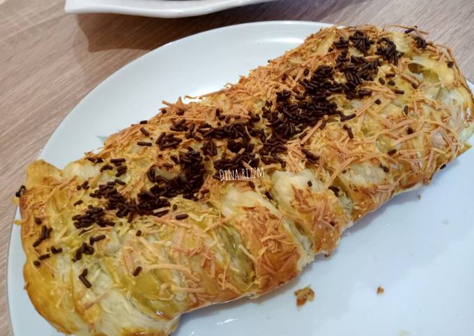 Resep Banana Strudel oleh dina rizzm - Cookpad