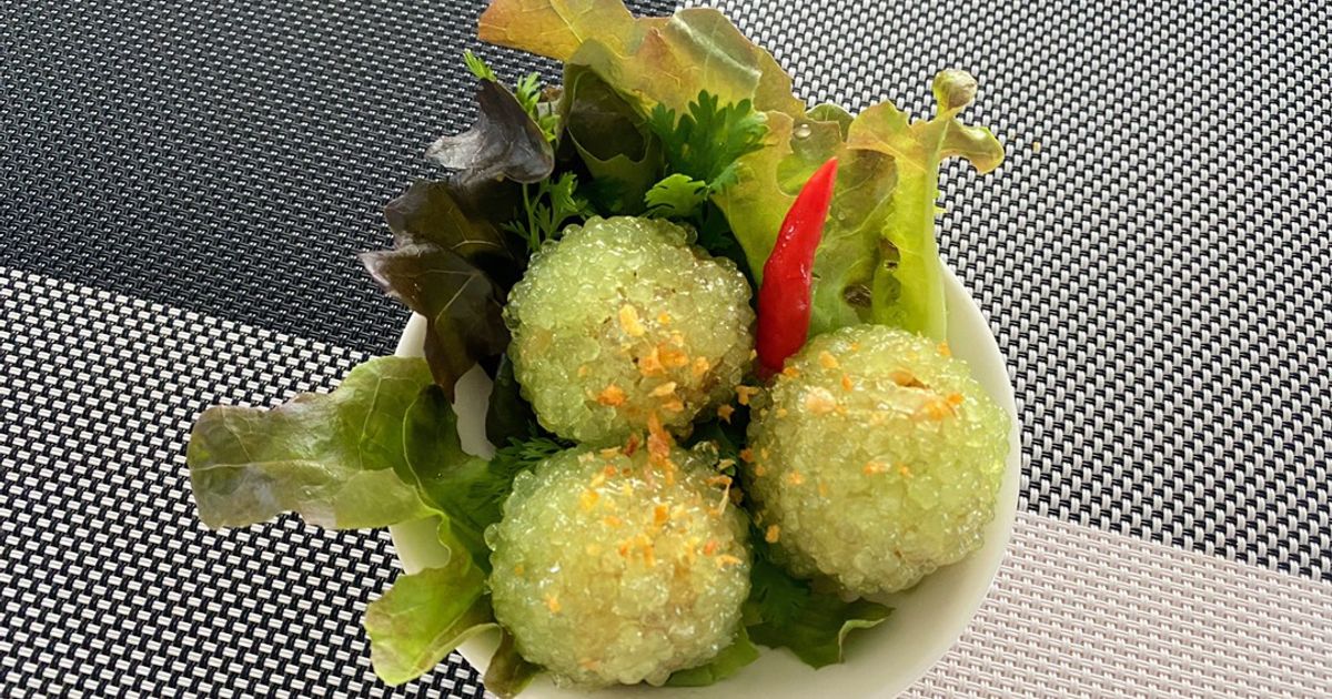 Steamed Sago Ball With Chicken Filling Recipe by Pakprawee - Cookpad