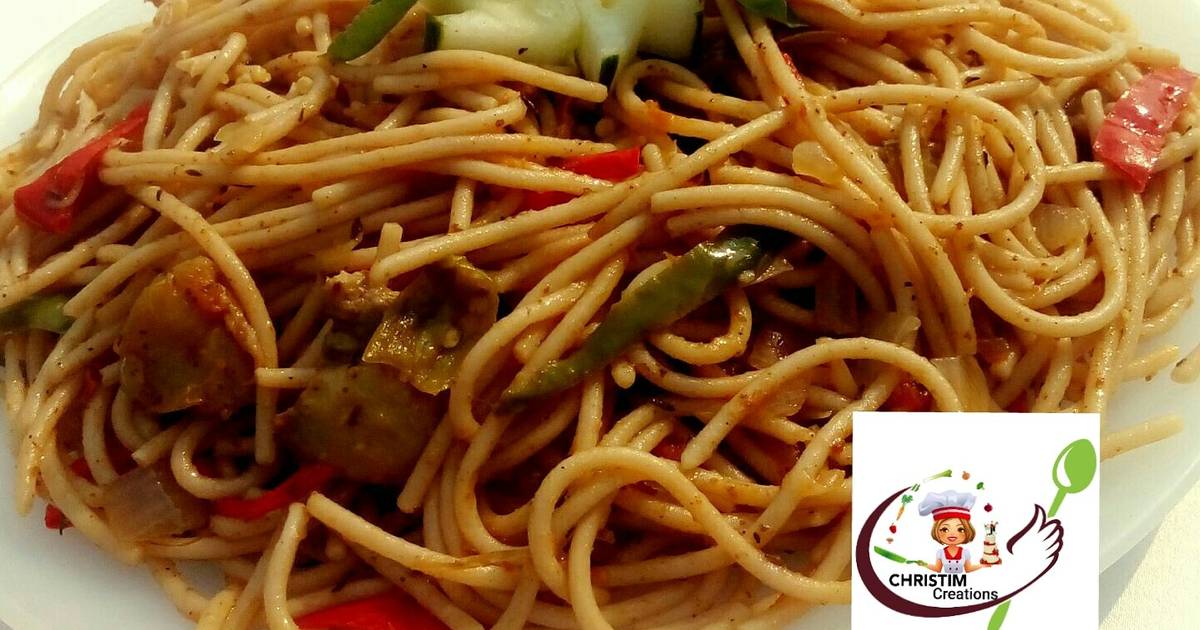 Stir fried chicken spaghetti Recipe by christim Bites - Cookpad