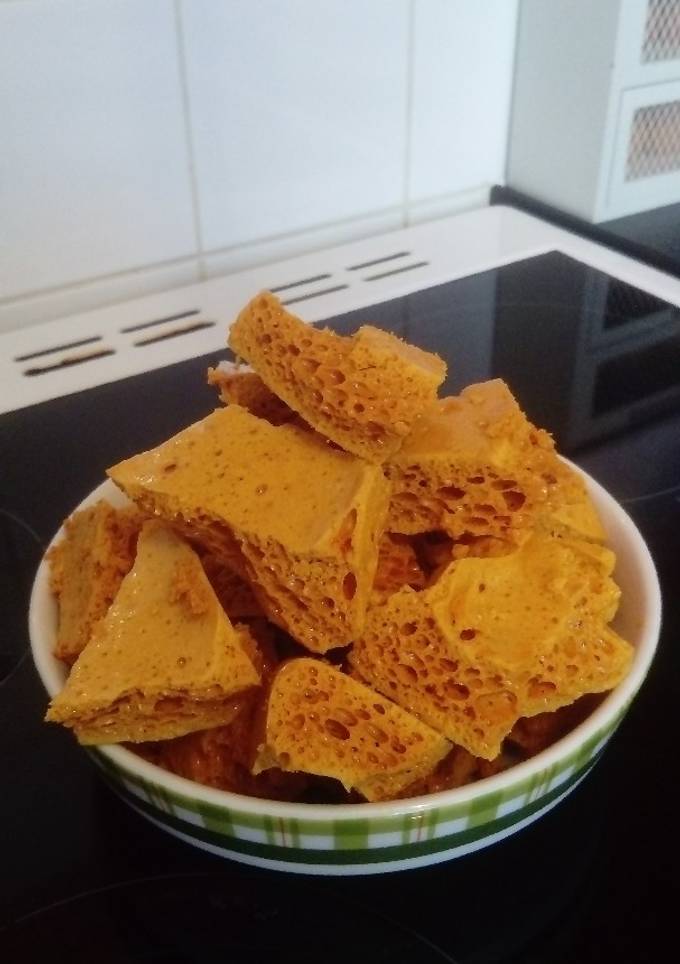 Cinder toffee Recipe by happykaz - Cookpad