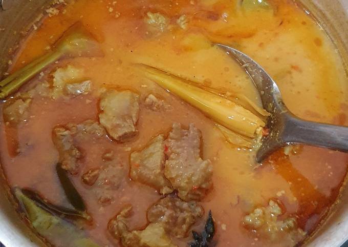 Resep Gule / Gulai Sapi oleh Dinii Lathiifah Pertiwi - Cookpad