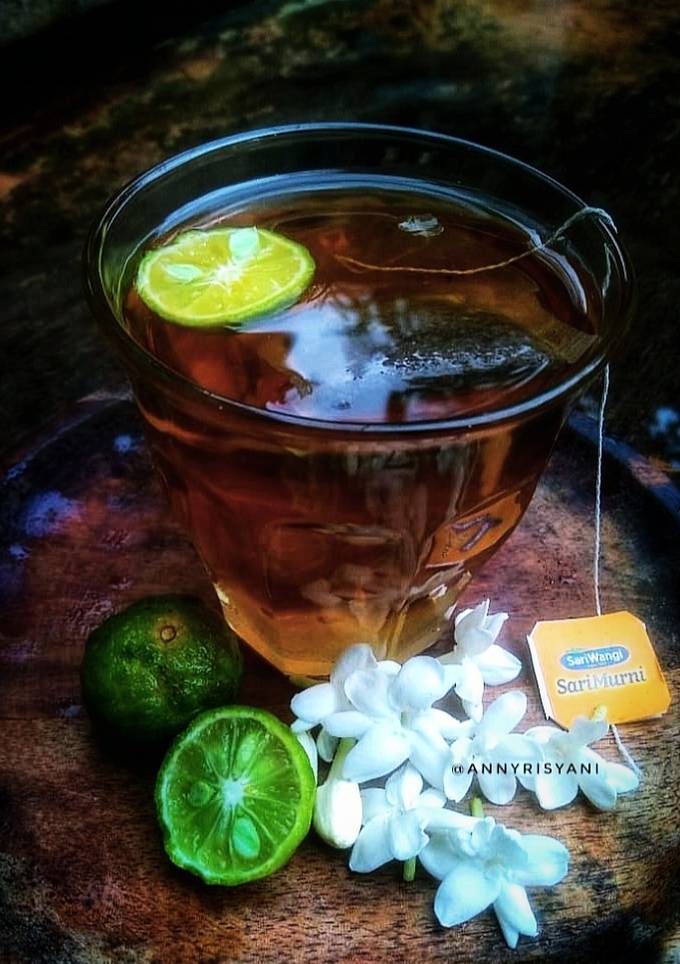 Resep Teh Hitam dengan Jeruk Limau oleh Anny Risyani - Cookpad