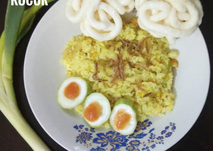 Resep Nasgor Kucur (Nasi Goreng Kunyit Kencur) oleh Selera Ummi - Cookpad