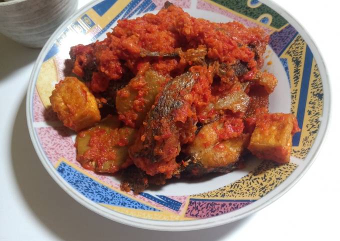 Resep Ikan Nila goreng jengkol balado oleh Nila Sari - Cookpad