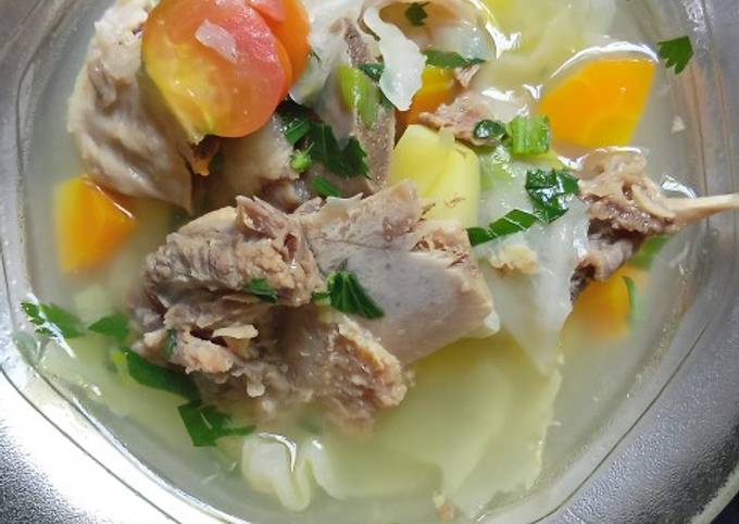 Resep Sup Iga Kuah Bening oleh Dapur Kecil Shofiyyah - Cookpad