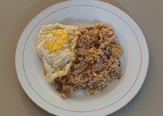 Resep Nasgor Bawang Bombay oleh Siswaty Elfin Bachtiar - Cookpad