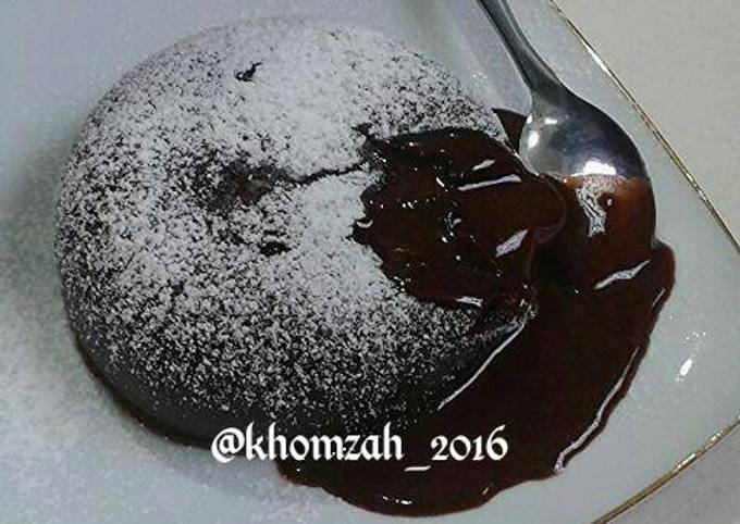 Resep Choco Lava Simple Bangetttt oleh Khomzah Nur Hozin - Cookpad