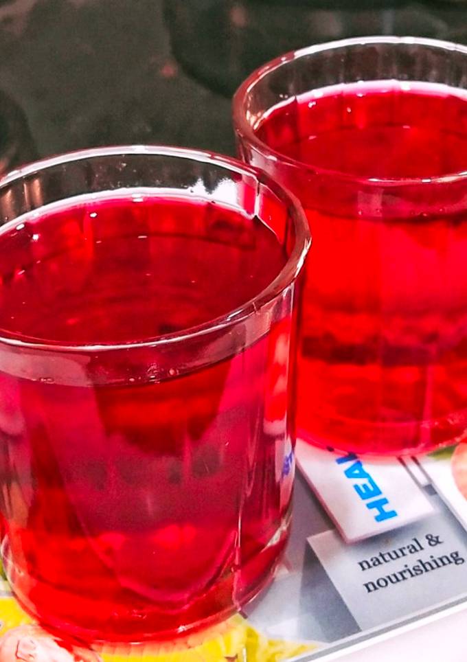 Red Rose Sharbat Recipe by Juhi Sewani 💕 - Cookpad