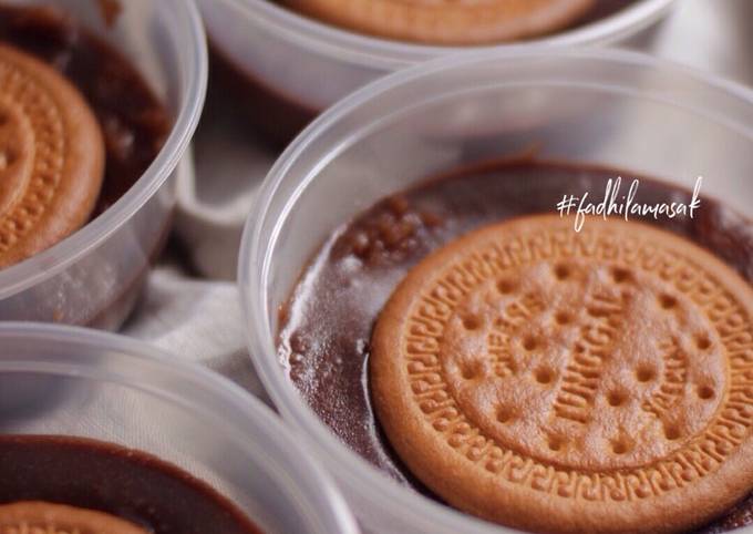 Resep Pudding Roti Marie oleh fadhila azharini - Cookpad