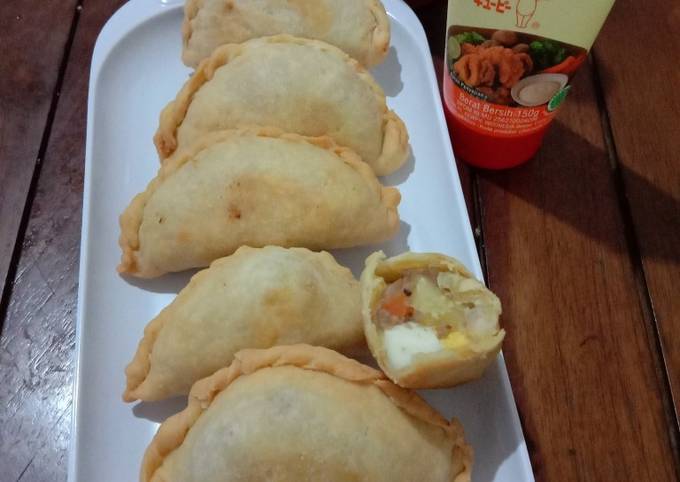 Resep Pastel renyah oleh tatik asriasih - Cookpad