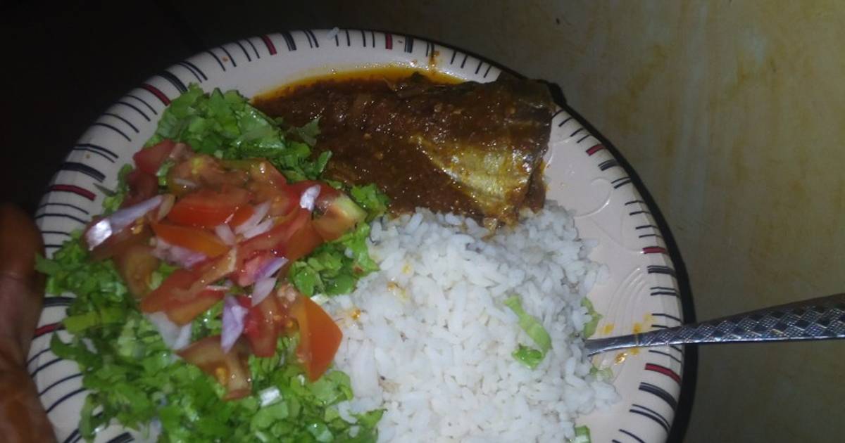 Shinkafa da miya da salak da timatir girki daga Umma Sisinmama - Cookpad