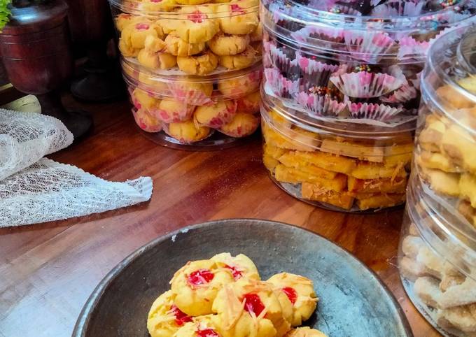 Resep ⁵Thumbprint Selai (edisi dari 1kg terigu menjadi 6 macam kue ...