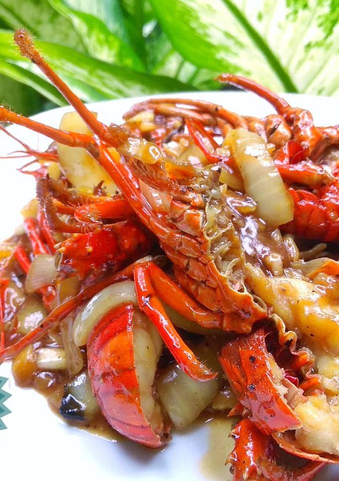 Resep Lobster Lada Hitam ala Resto oleh Makan Plus Youtuber - Cookpad