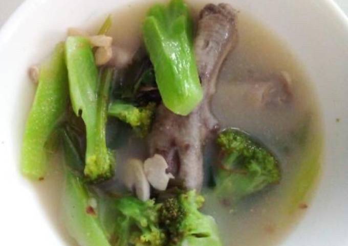 Resep Sup Ceker Ayam Ikan Dori MPASI 1tahun+ oleh catherine guo - Cookpad