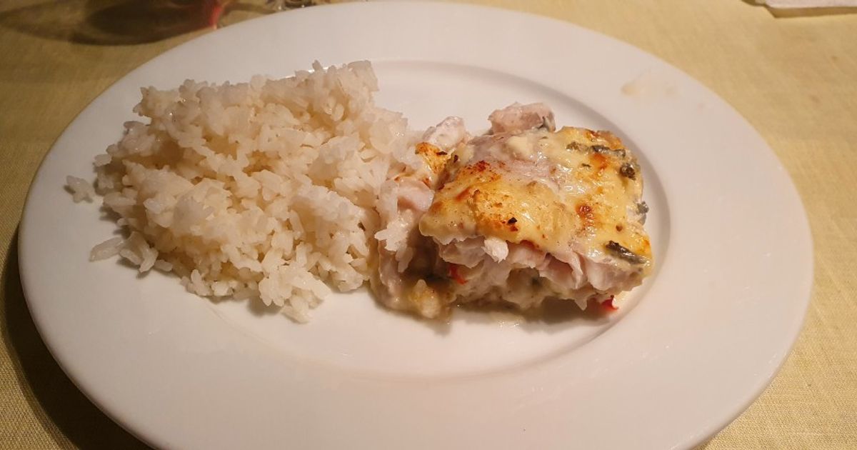 Merluza Al Roquefort Con Arroz Blanco Recipe by Roberto Vega