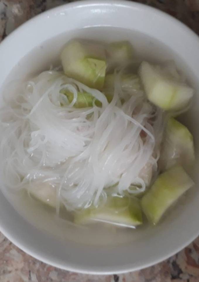 Resep Sup Bening Labu Air oleh Cila Nashirah - Cookpad