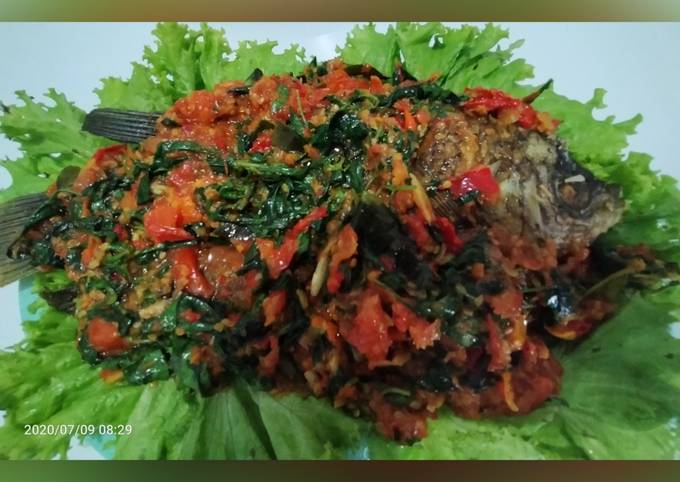 Resep Ikan Gurame goreng rica rica kemangi oleh Nitha - Cookpad