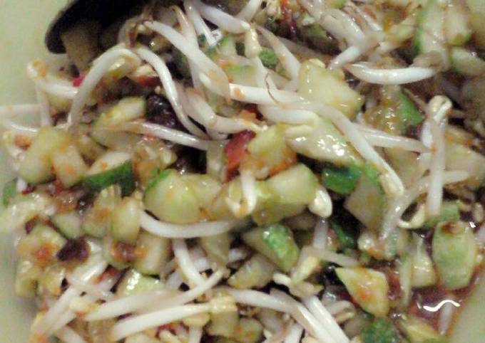 Resep Rujak Timun toge oleh Widi Astuti - Cookpad