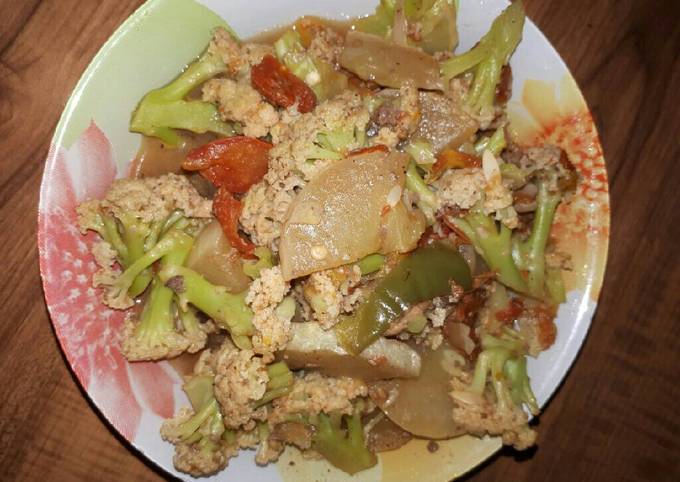 Fried Chicken and cauliflower Recipe by Coretta Kai - Cookpad