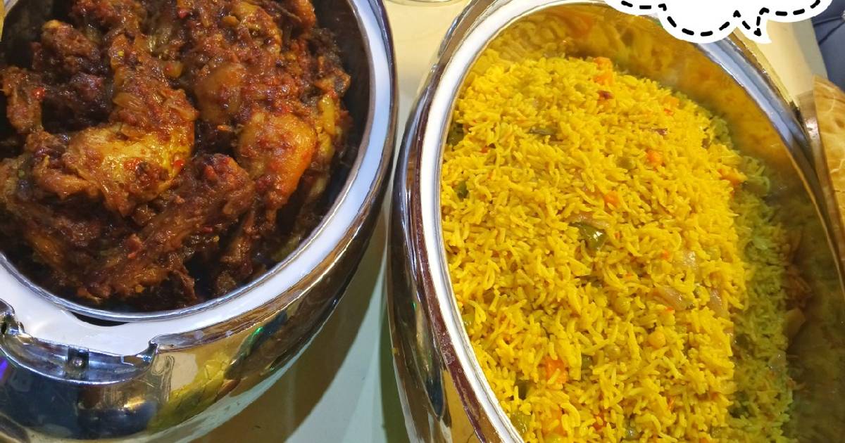 Fried rice 🍚 with pepper chicken 🍗🍗 girki daga Fatima muh'd bello - Cookpad