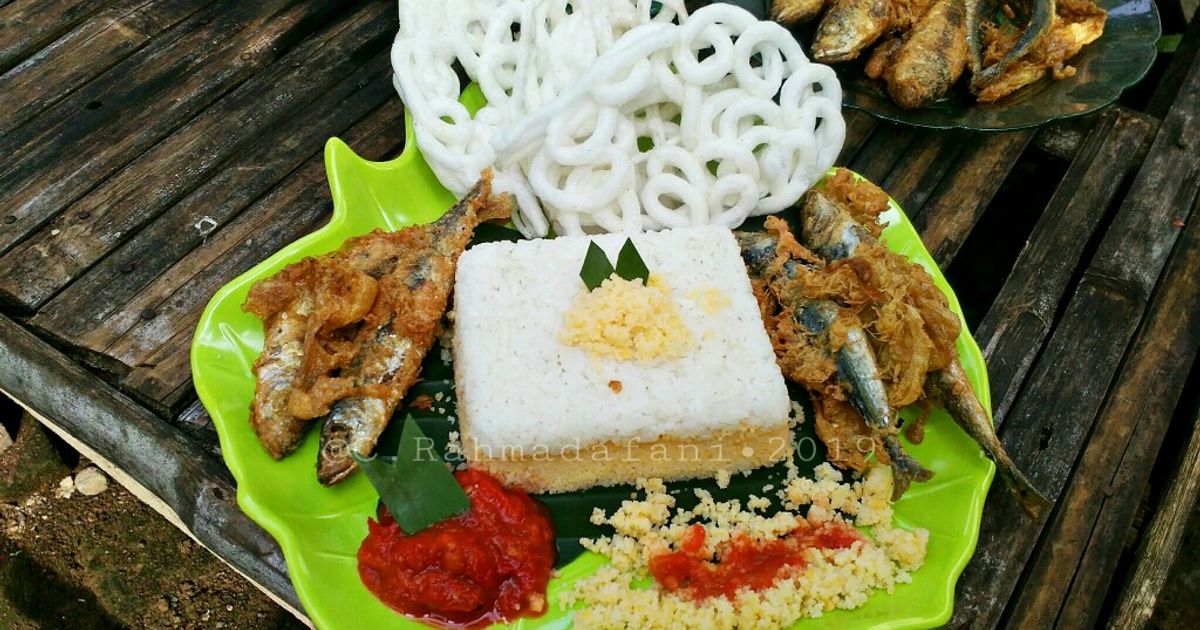 Resep Nasi Ampok Ikan Sambal oleh Chika Rahmadafani - Cookpad