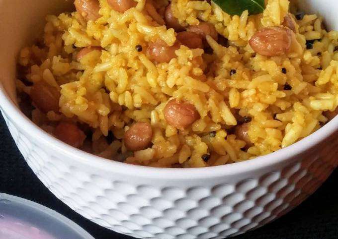 Murmura Upma Recipe by Lubna Moin - Cookpad