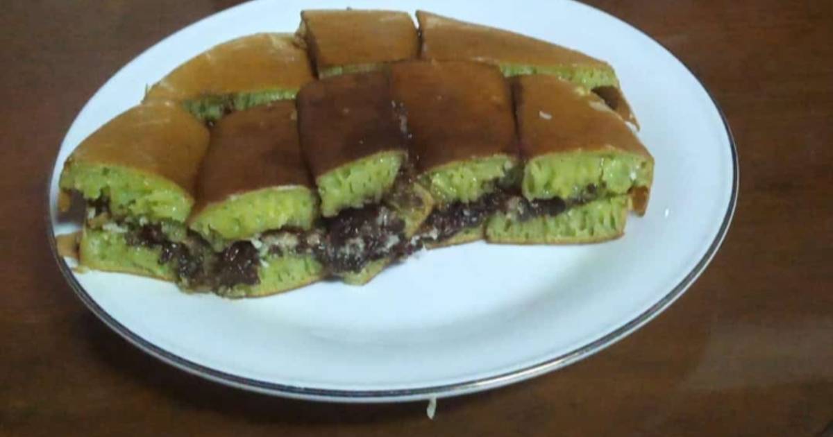 Resep Martabak manis pandan lembut oleh Widi Gochimi - Cookpad