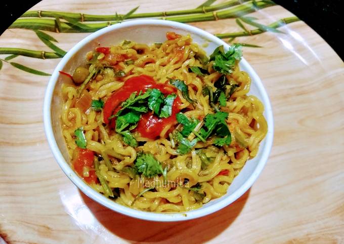 Spinach Atta Maggi Recipe by Dr.Madhumita Mishra - Cookpad