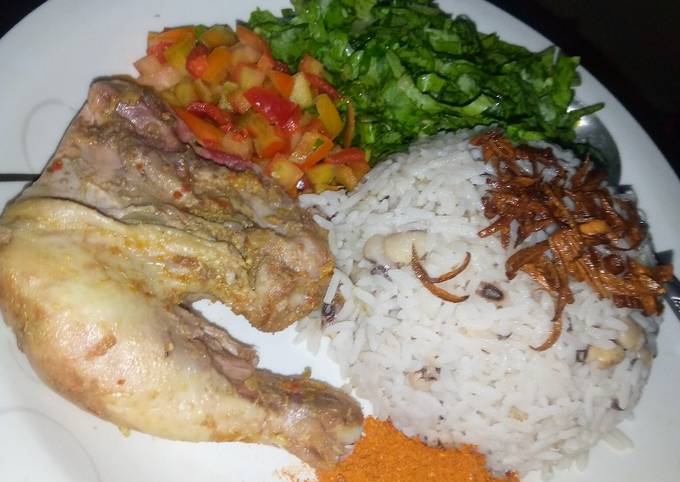 Rice and beans with chicken and salad Recipe by Piety - Cookpad