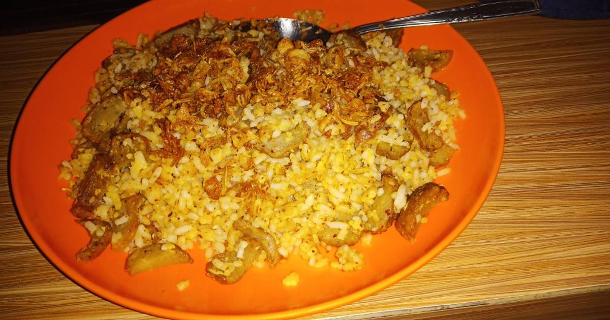 Resep Nasi Goreng Anak Kos (versi low budget) oleh cadbouwy - Cookpad
